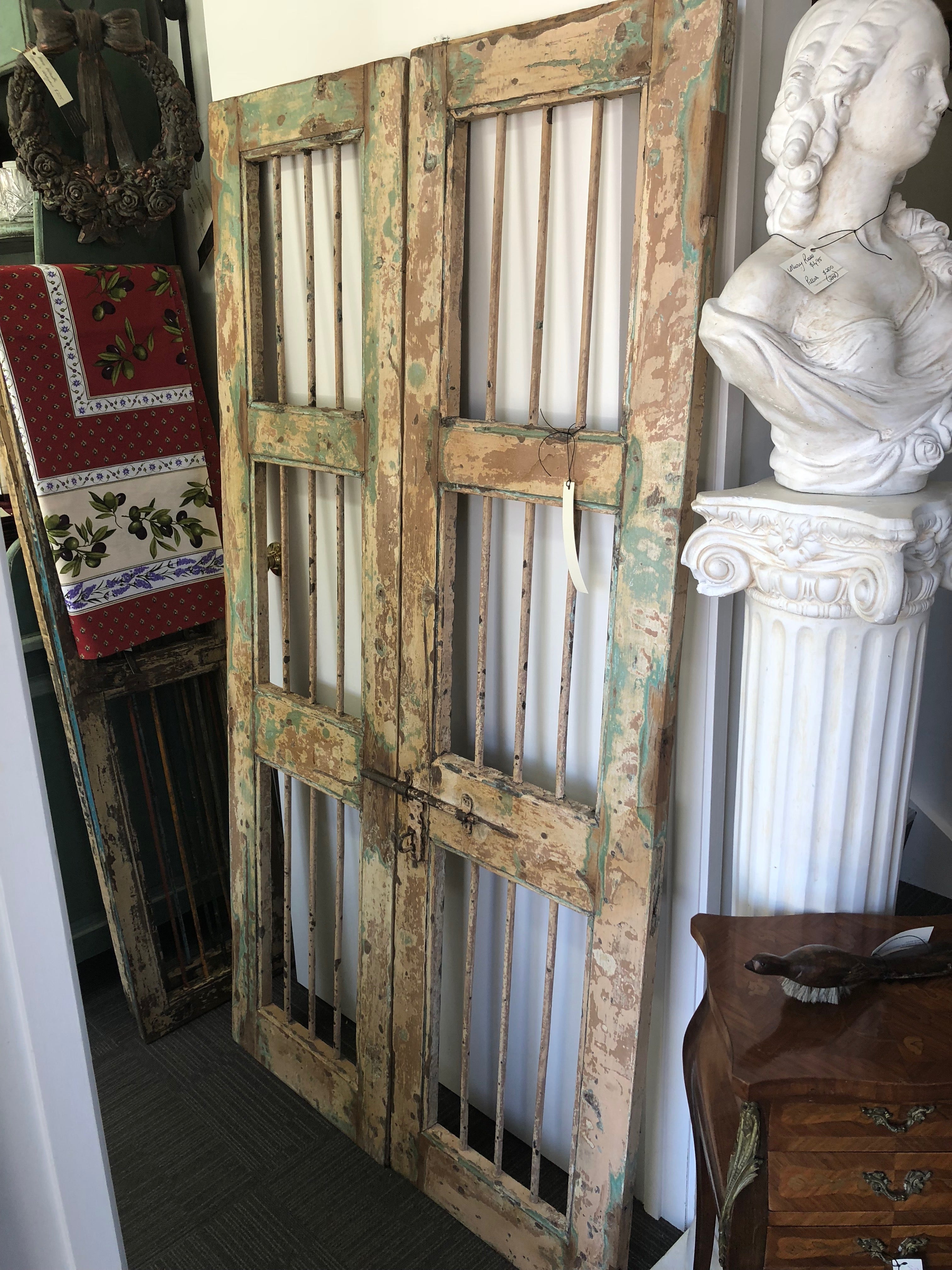 Antique doors – Founders of Rome